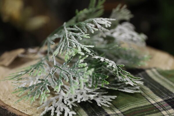 Fehér mű havas ágacska 30cm | FAVI.hu