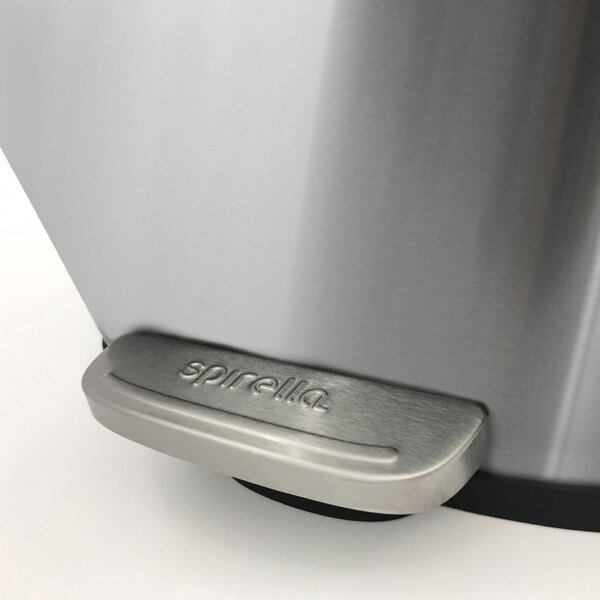 Matt ezüstszínű acél pedálos szemetes 50 l Akira – Spirella | FAVI.hu